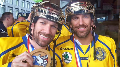 Henrik Lundqvist hyllas av brorsan Joel | NHL.com/sv
