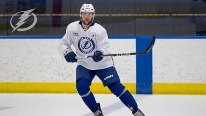Lightning recall D Sean Day from Syracuse | Tampa Bay Lightning