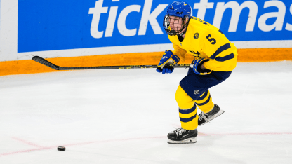 Tom Willander klättrar på draftrankingen | NHL.com/sv