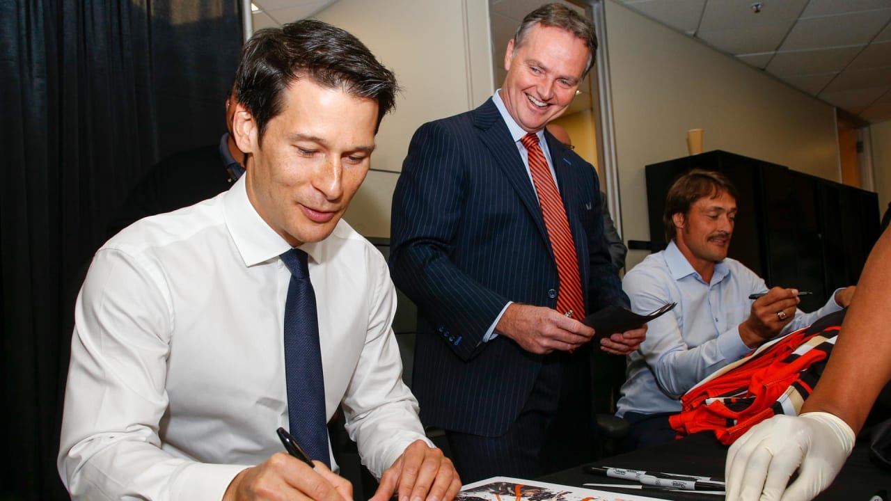 Celebrating Brian Hayward's 2,000th Game in the Booth | Anaheim Ducks