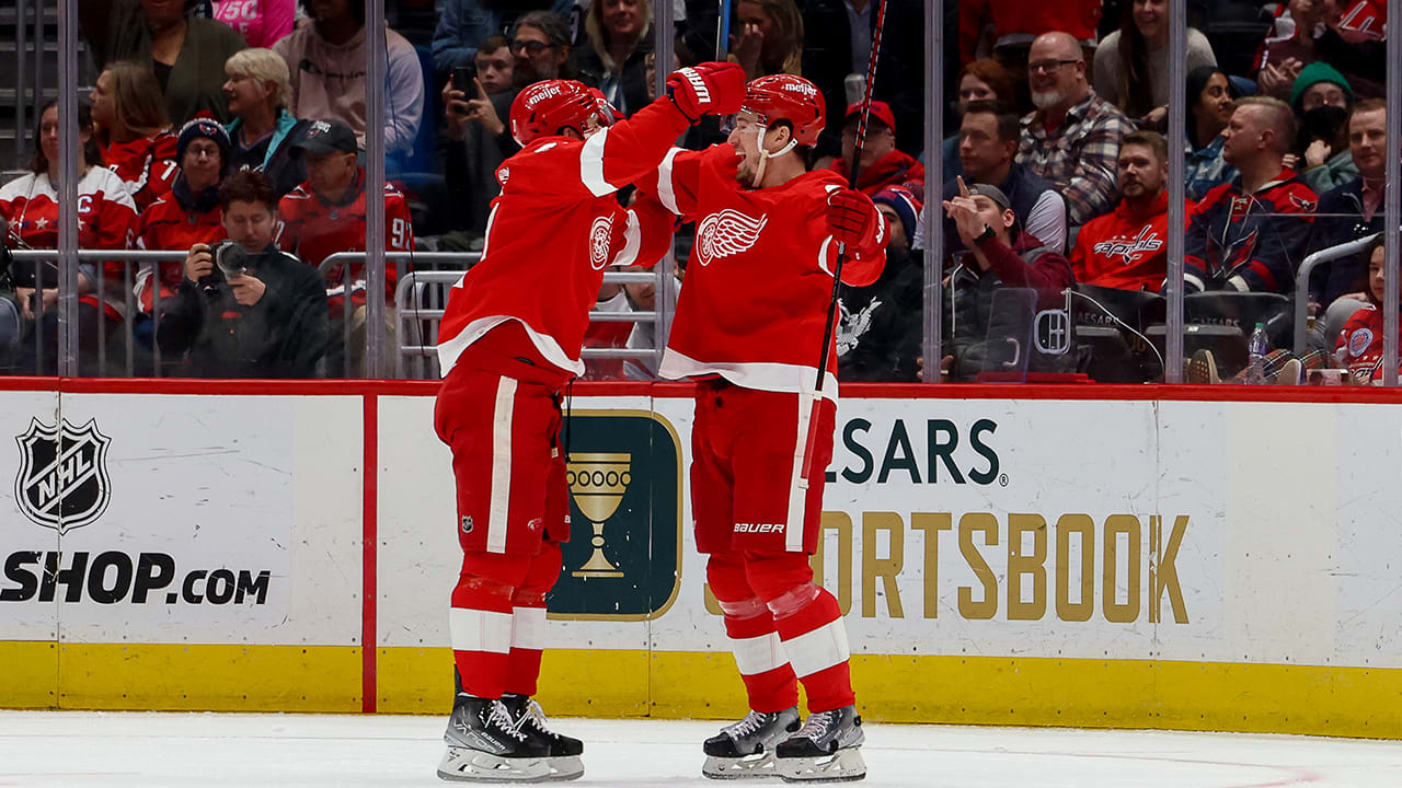 RECAP: Red Wings 'step up a little bit more' in 3-1 win over Capitals ...