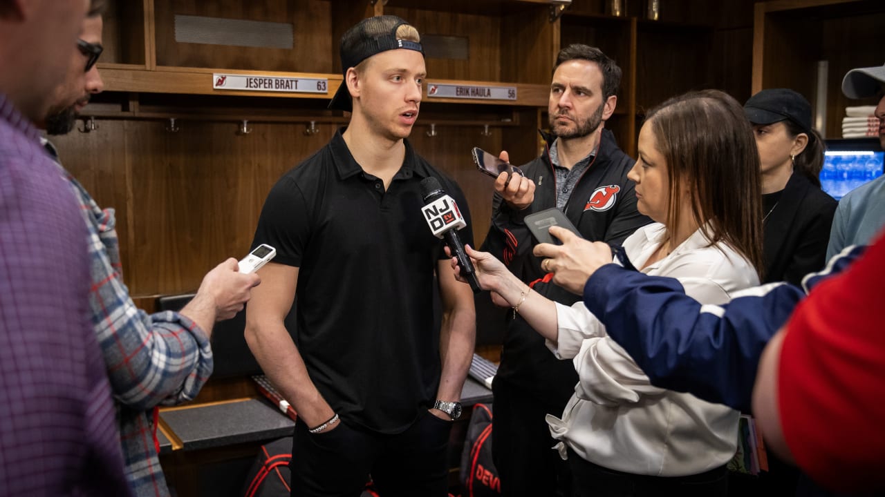 Disappointment, Optimism Around Clean Out Day | FEATURE | New Jersey Devils