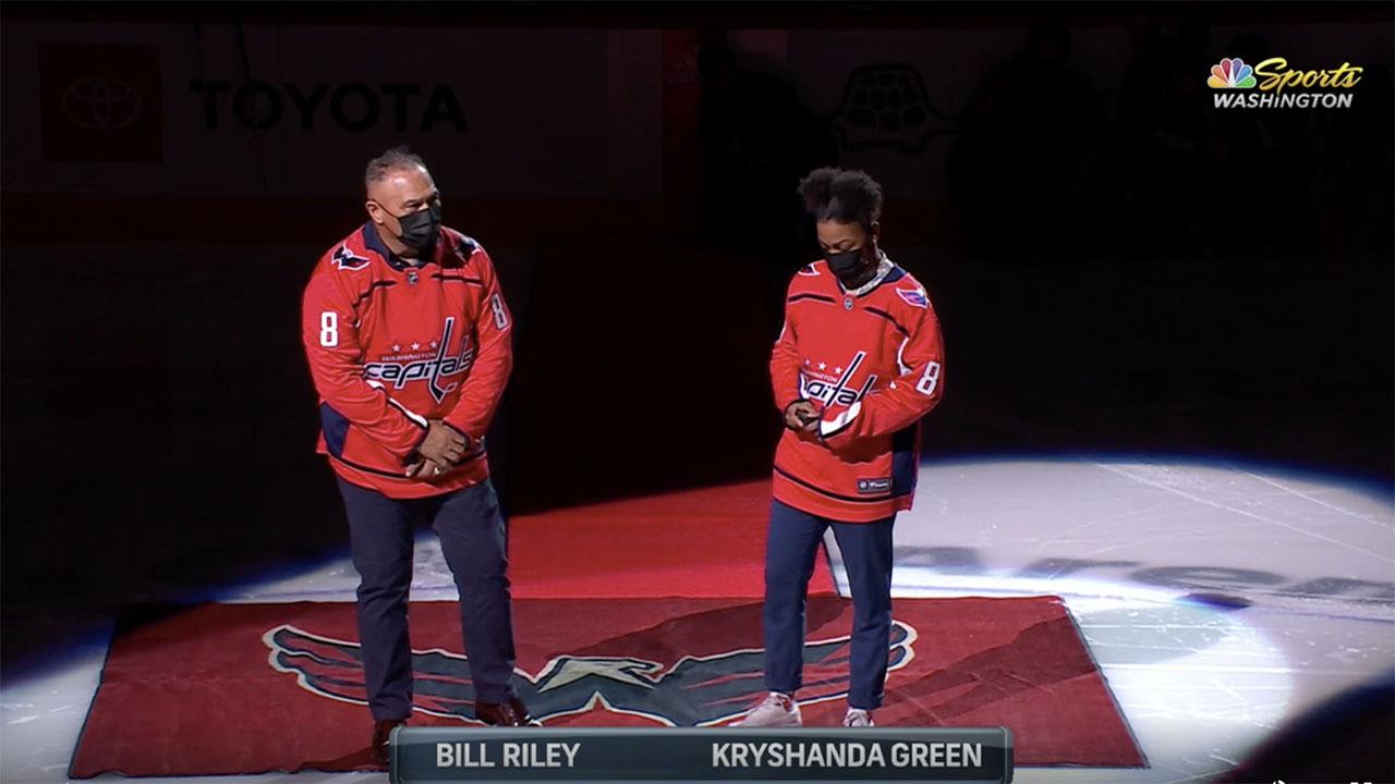 Riley drops puck | Washington Capitals
