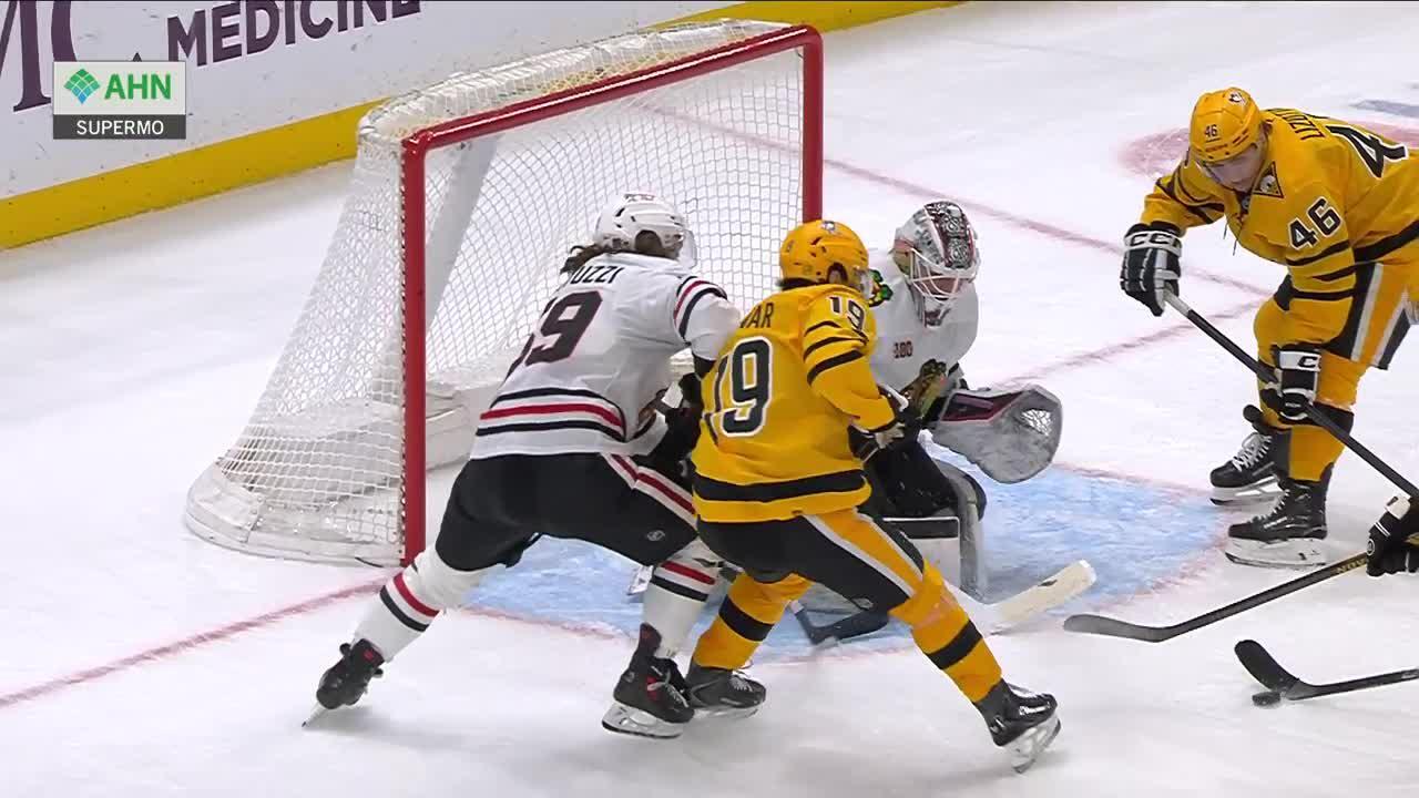 CHI@PIT: Dewar scores goal against Arvid Soderblom | NHL.com