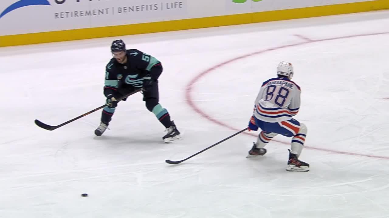 EDM@SEA: Mahura scores PPG against Calvin Pickard | Seattle Kraken