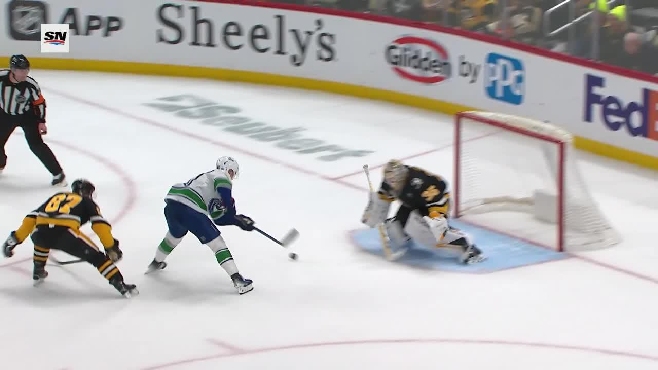 VAN@PIT: Pettersson scores goal against Tristan Jarry | Vancouver Canucks