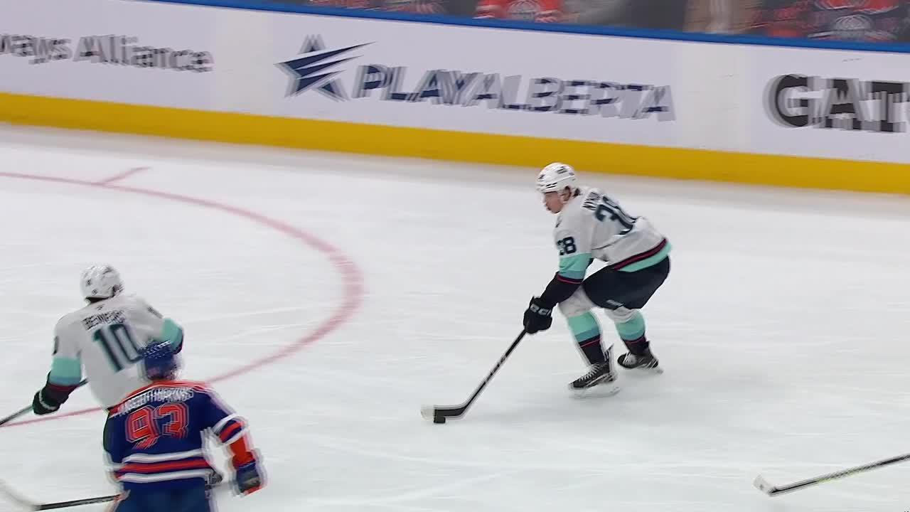 SEA@EDM: Kakko scores PPG against Stuart Skinner | Seattle Kraken