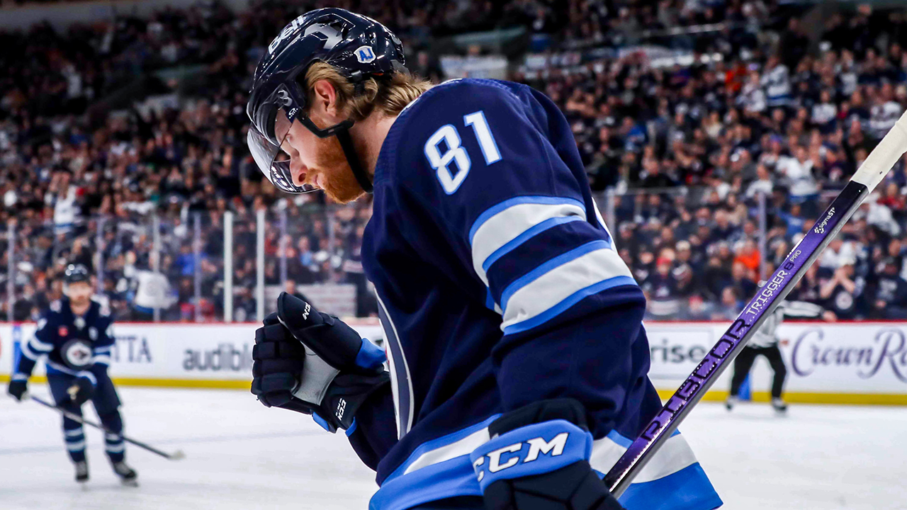 Connor one-times a PPG | NHL.com