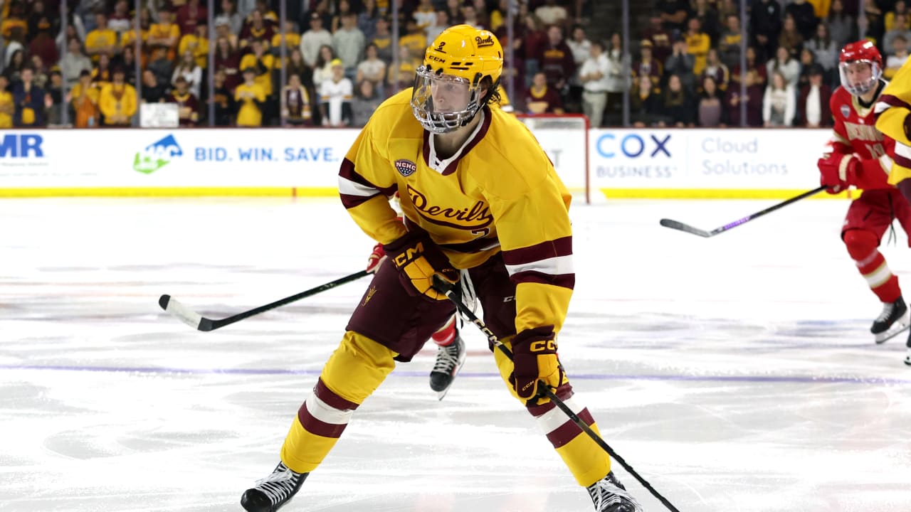 The Sharks sign defenseman Noah Beck to one-year contract | San Jose Sharks