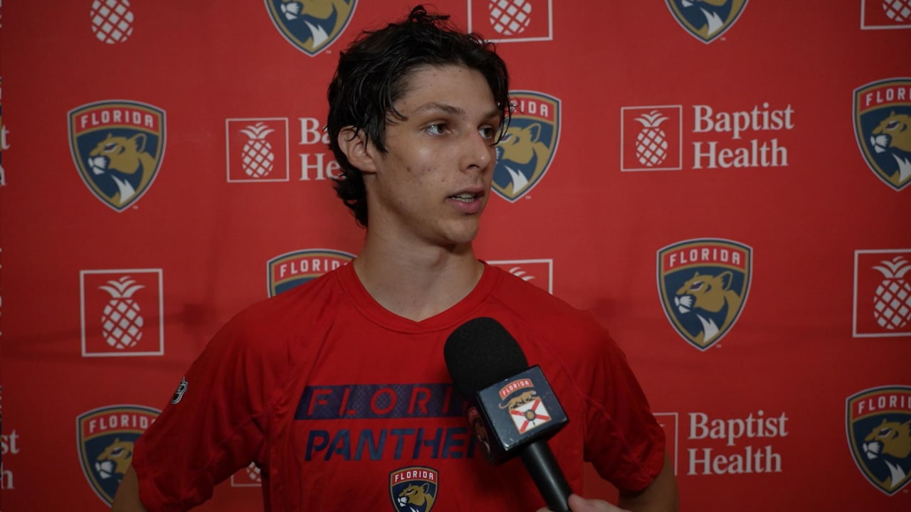 Rookie Showcase: Hunter St. Martin | Florida Panthers