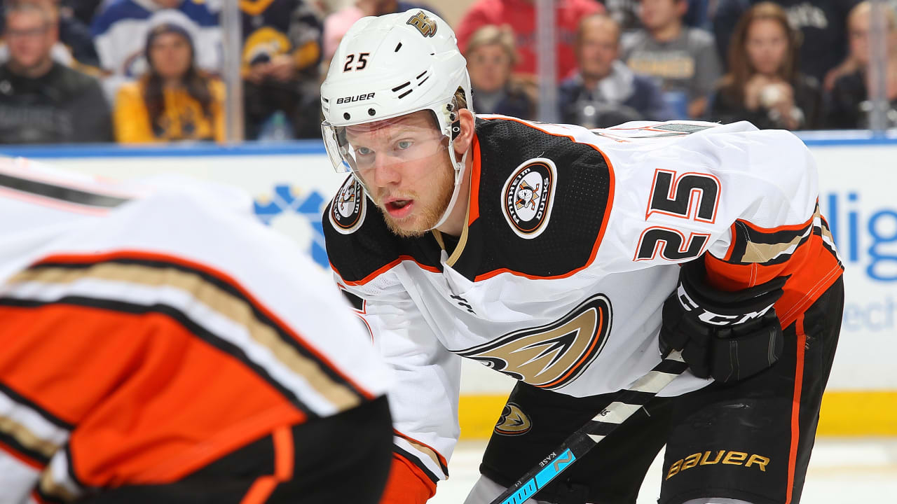 Kase to Undergo Shoulder Surgery for Torn Labrum, Out 5-6 Months ...