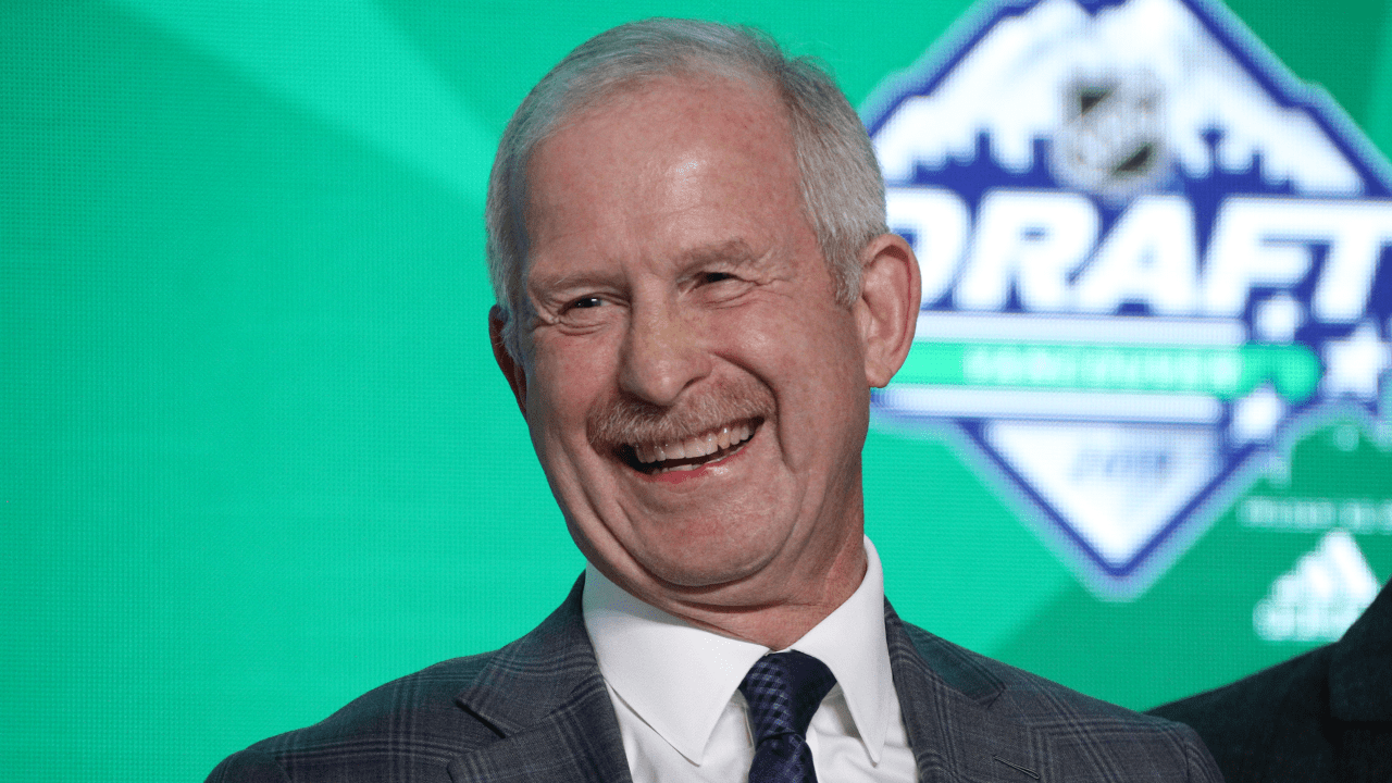 Jim Nill reçoit le prix Jim-Gregory à titre de DG de l'année | LNH.com