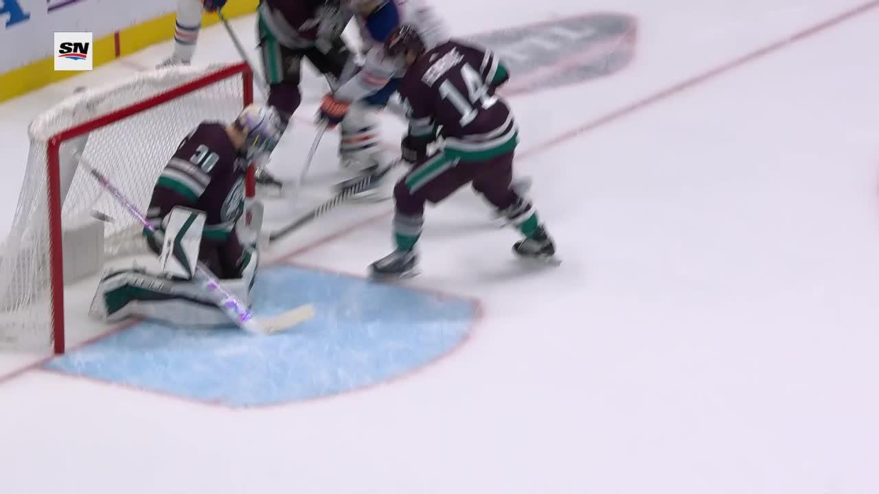 EDM@ANA: Kane scores goal against John Gibson | NHL.com