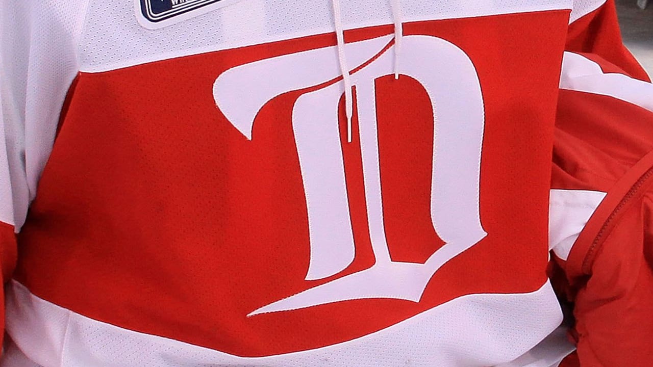 Nov. 18: Detroit NHL franchise plays first game | NHL.com