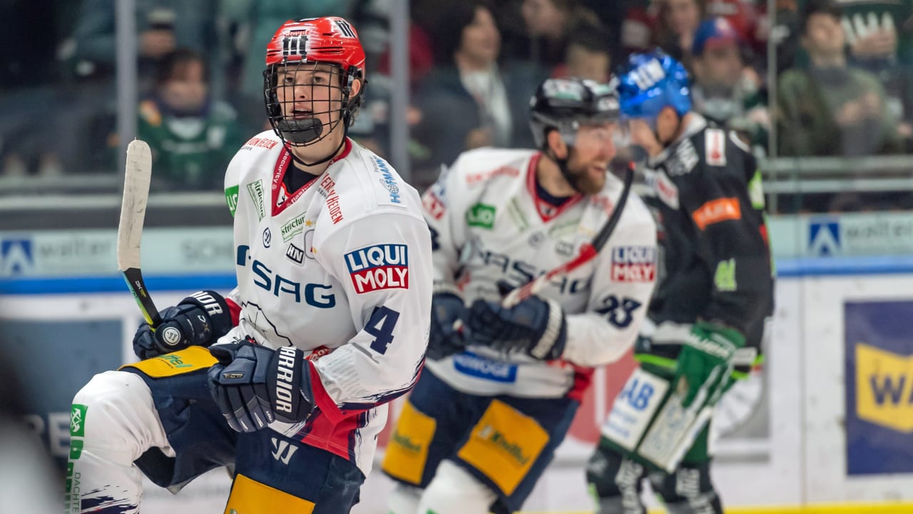 Die NHL-Scouts halten große Stücke auf Lukas Reichel | NHL.com/de