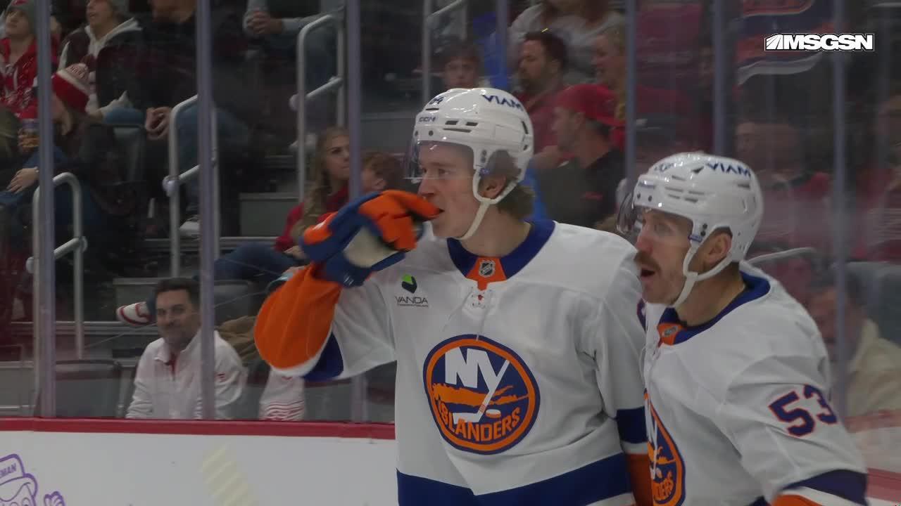 NYI@DET: Ritchie scores goal against John Gibson | New York Islanders
