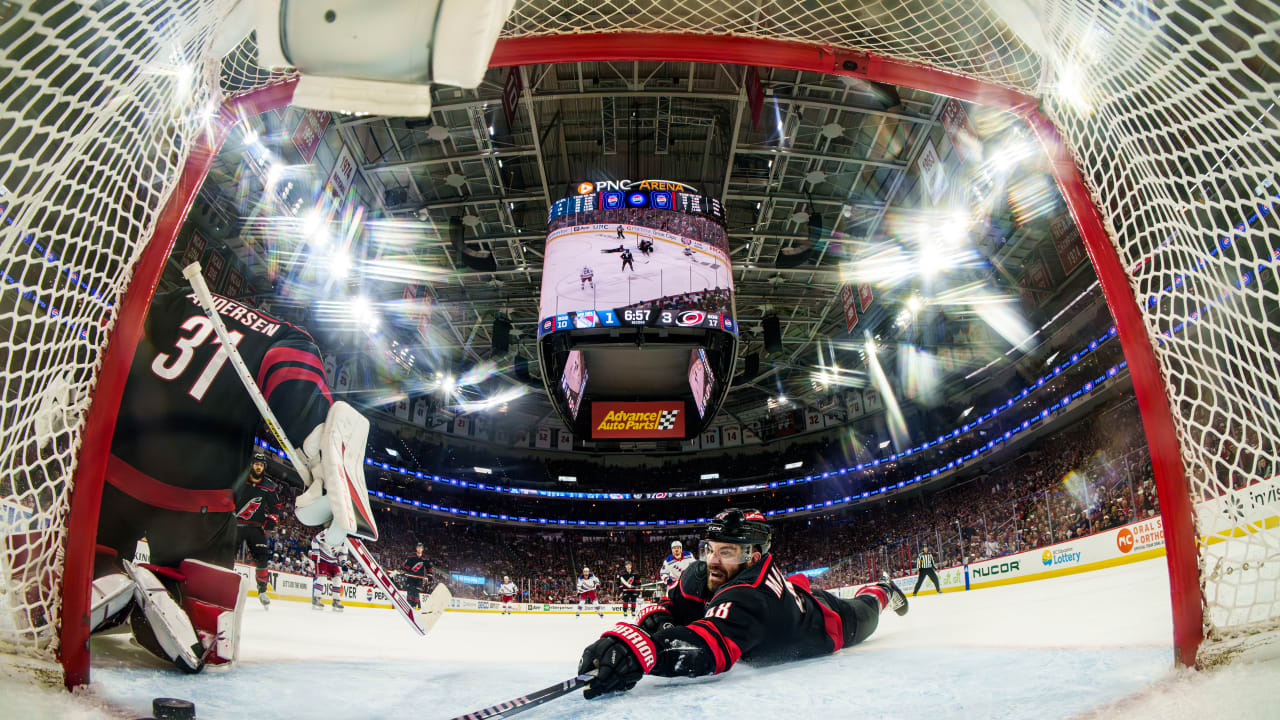 Martinook's goal-line save | NHL.com