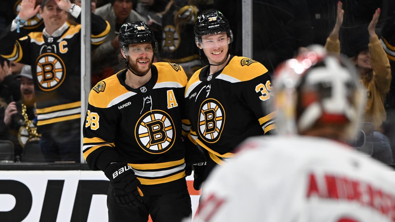 Pastrnak has hat trick, 2 assists, Bruins defeat Hurricanes to end 10 ...