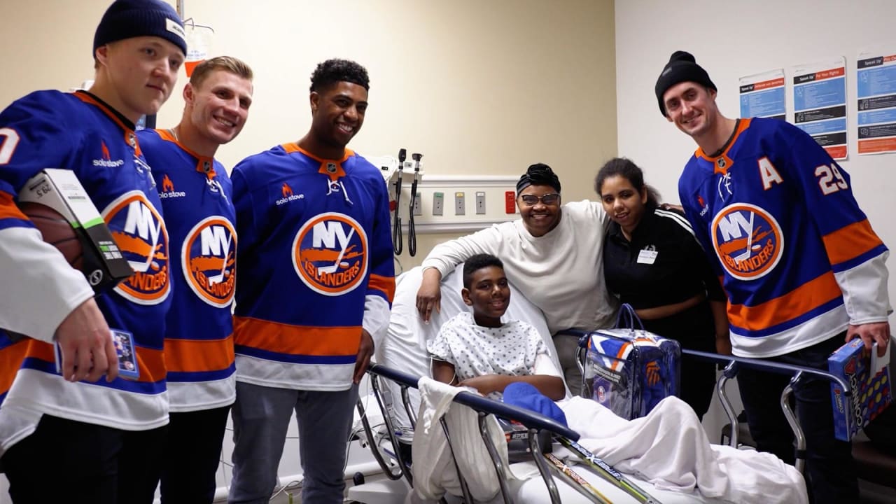 Islanders Season of Giving | New York Islanders