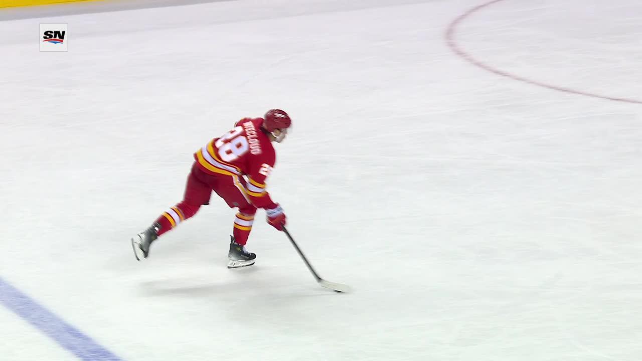 Late Strike | Calgary Flames