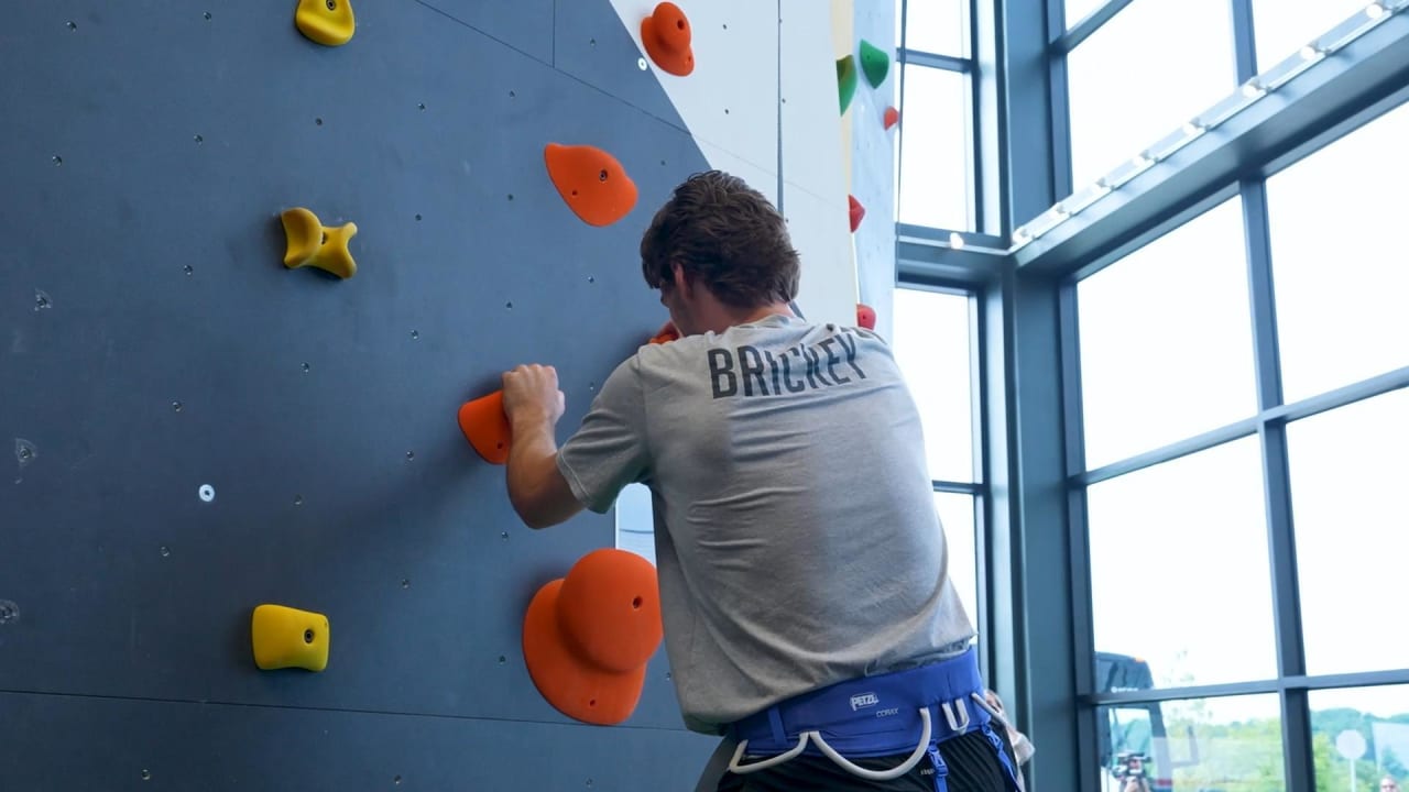 Mic'd Up: Scooter Brickey | Pittsburgh Penguins