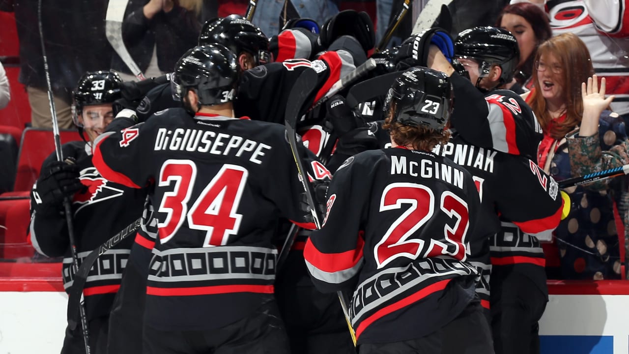 Hurricanes keep pace in Eastern wild-card race | NHL.com