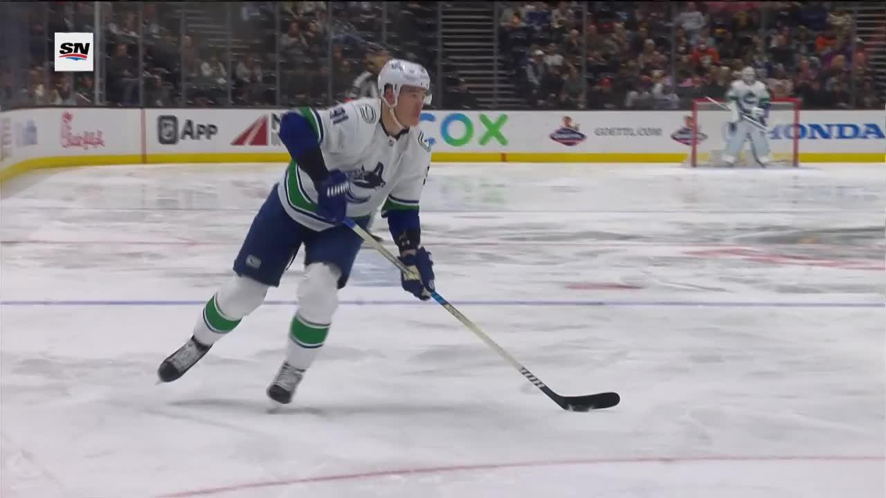 VAN@ANA: Garland scores goal against Anaheim Ducks | Vancouver Canucks