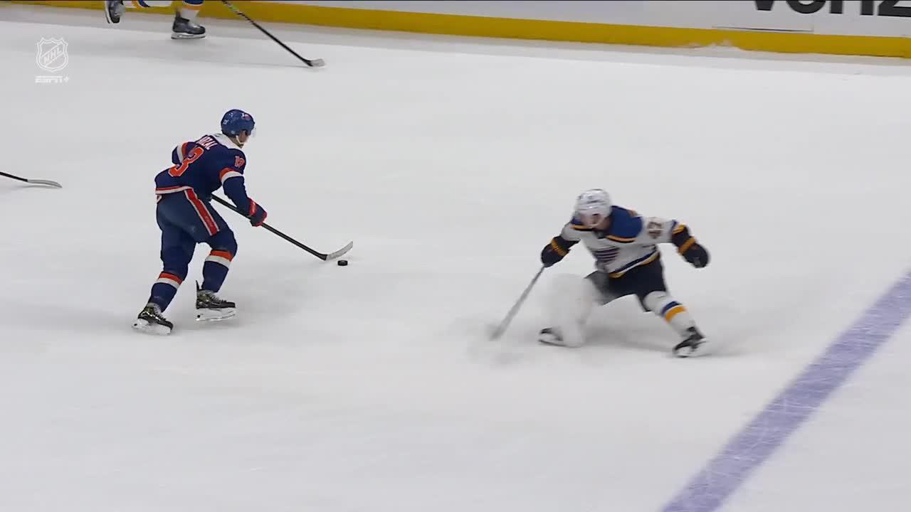 STL@NYI: Barzal scores goal against St. Louis Blues | New York Islanders
