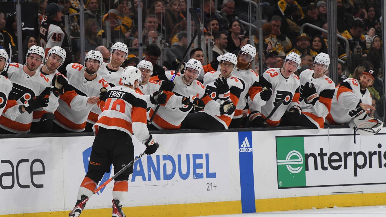 Frost's incredible between-the-legs goal | NHL.com