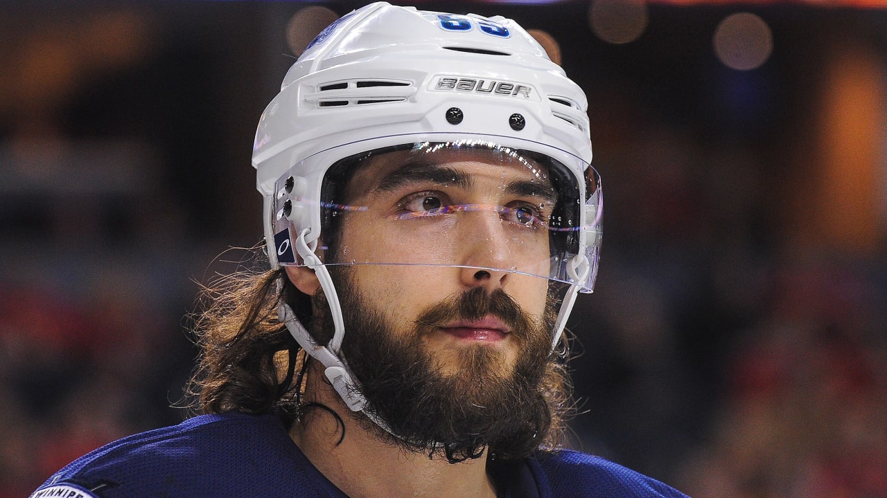 Perreault a la paix d'esprit pour cinq ans | LNH.com