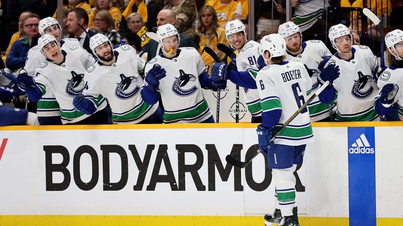 Boeser doubles lead with PPG | NHL.com