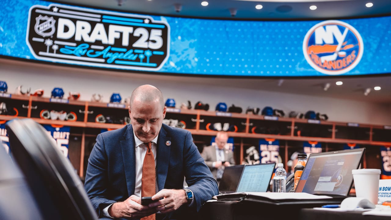 Darche Fares Well in First Draft as Isles GM | New York Islanders