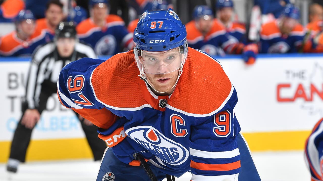 Edmontonin Connor McDavid vei NHL:n maali- ja pistekuninkuuden | NHL.com/fi