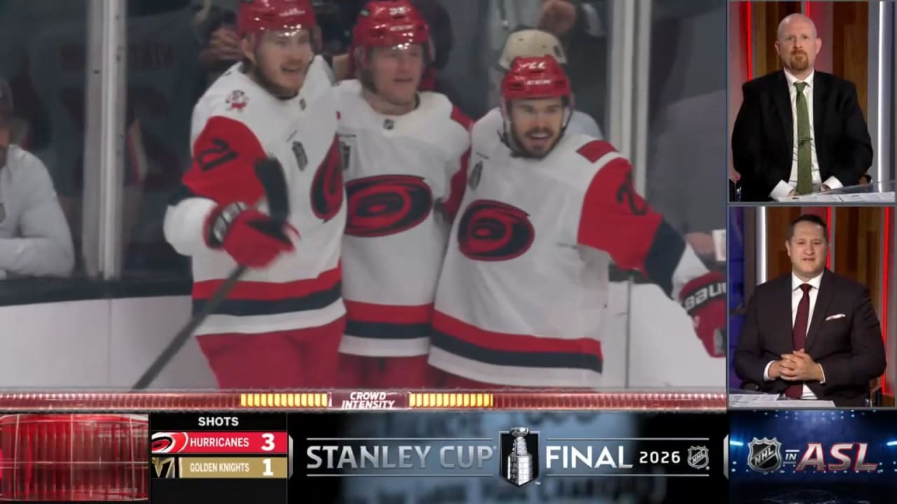 Hall centers to Blake (ASL Cast) | NHL.com