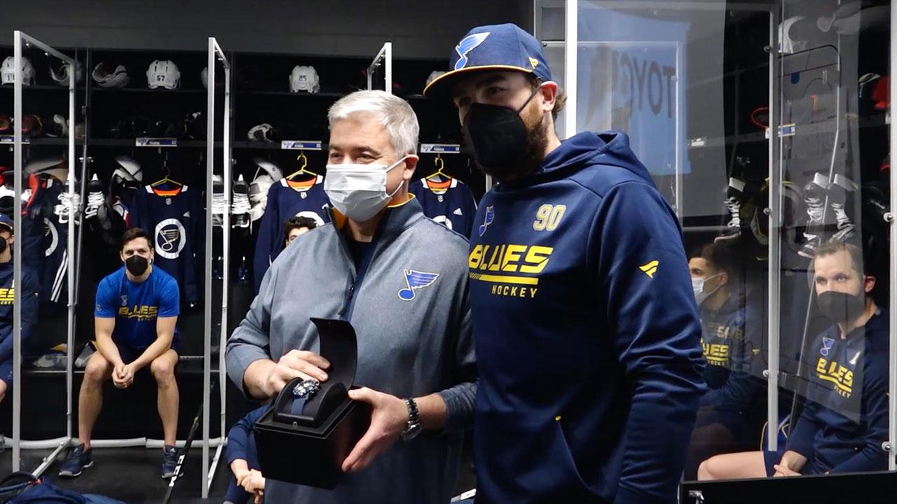 Players honor Barile's 2,000th | St. Louis Blues