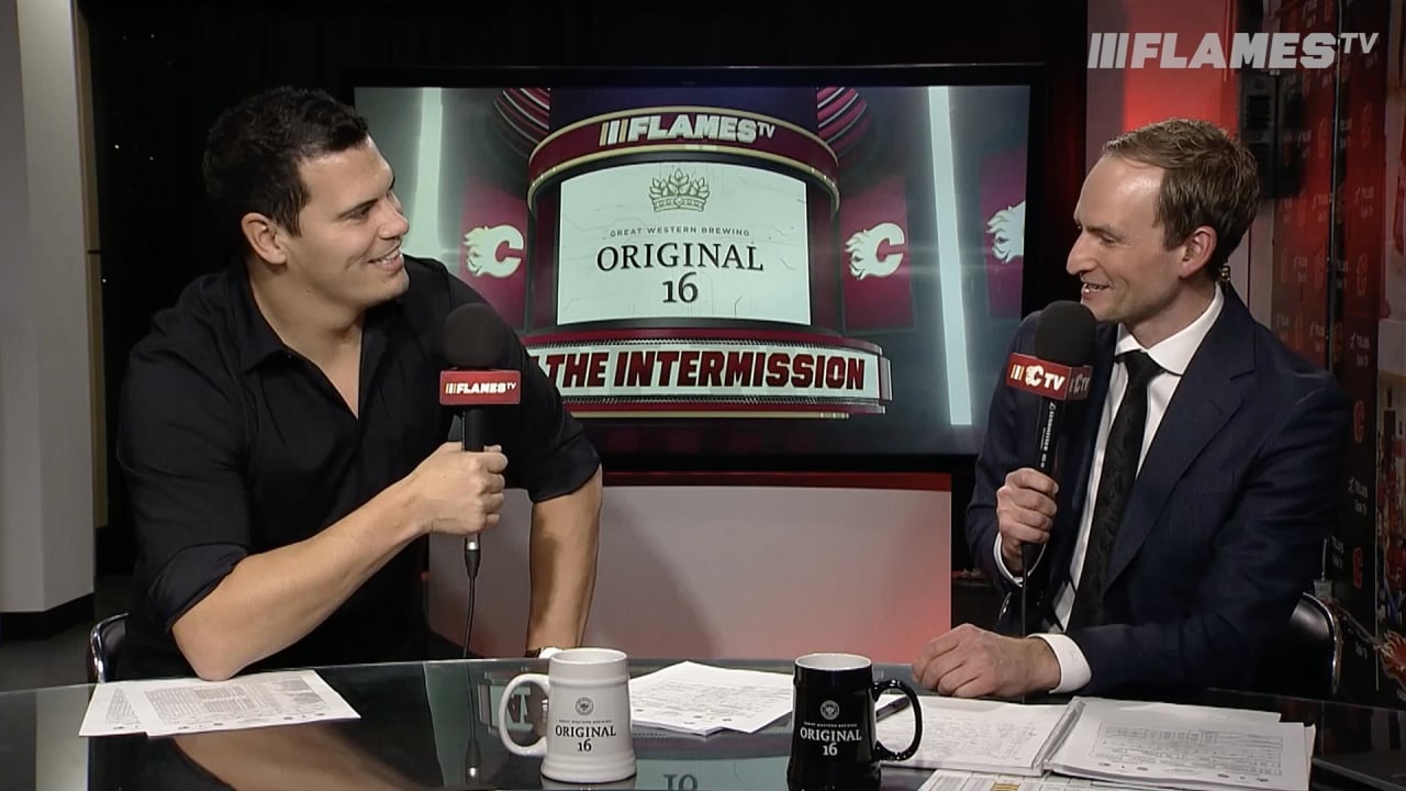 Rene Bourque On The Desk | Calgary Flames