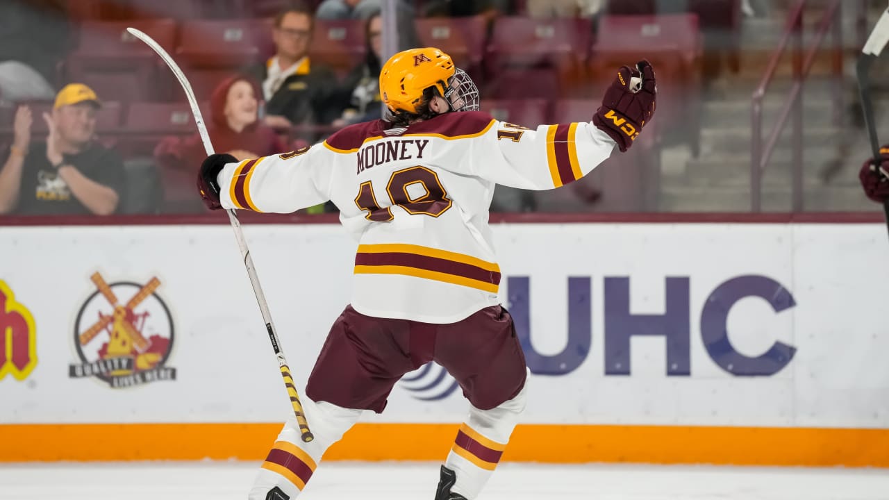 Little John Mooney: El pequeño gigante del hockey canadiense – Notiulti