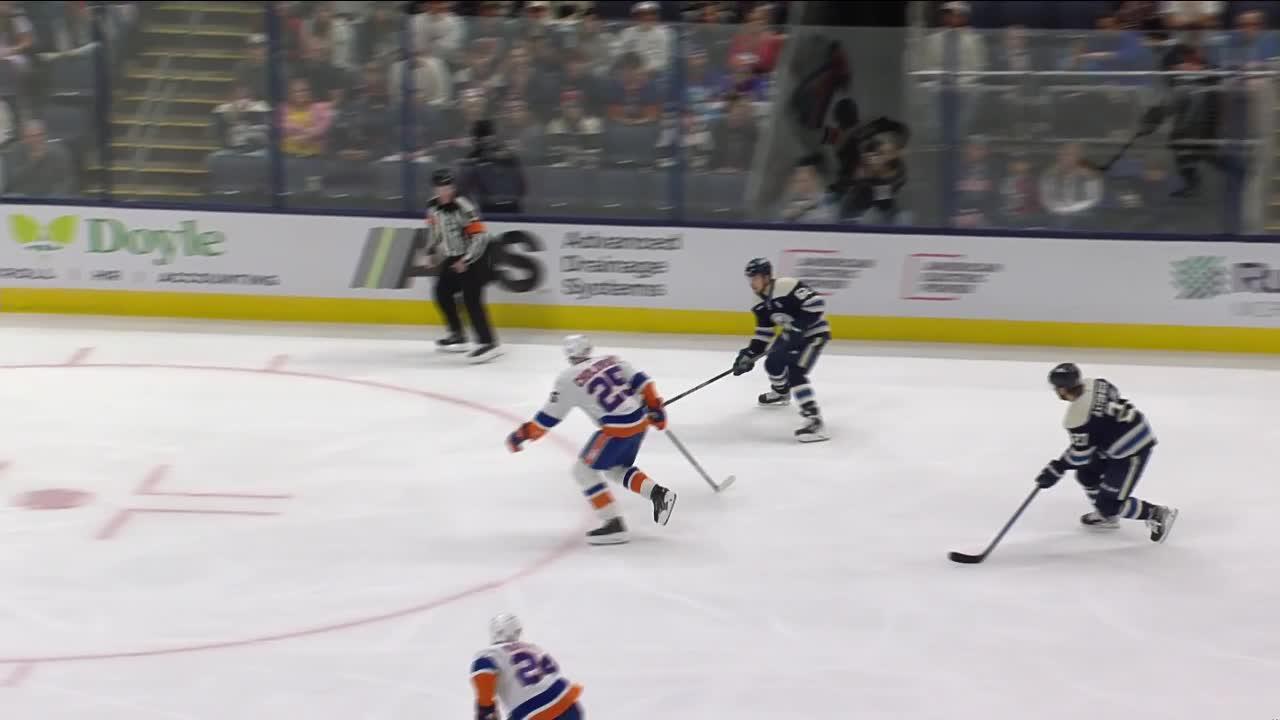 NYI@CBJ: Varlamov with a great save against Kevin Labanc | New York ...