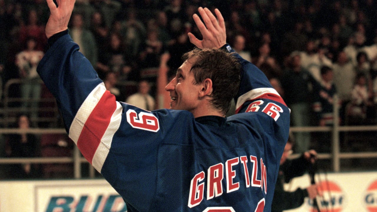 Gretzky hyvästeli fanejaan pitkään Madison Square Gardenissa | NHL.com/fi