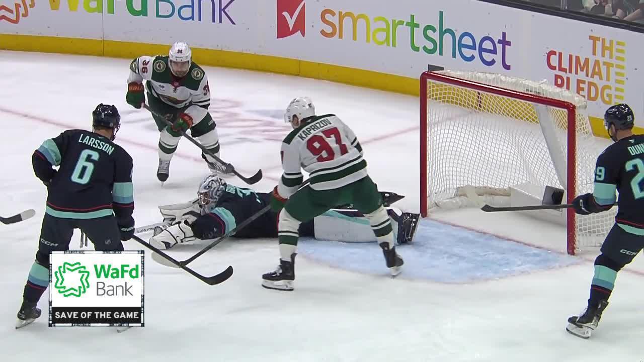 Grubauer frustre Zuccarello en 2e période | LNH.com