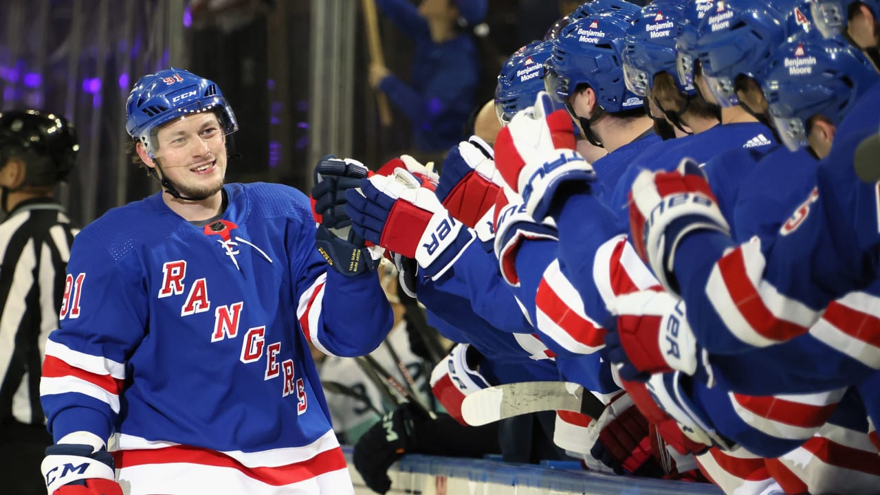 Tarasenko vivió debut goleador con los Rangers | NHL.com/es