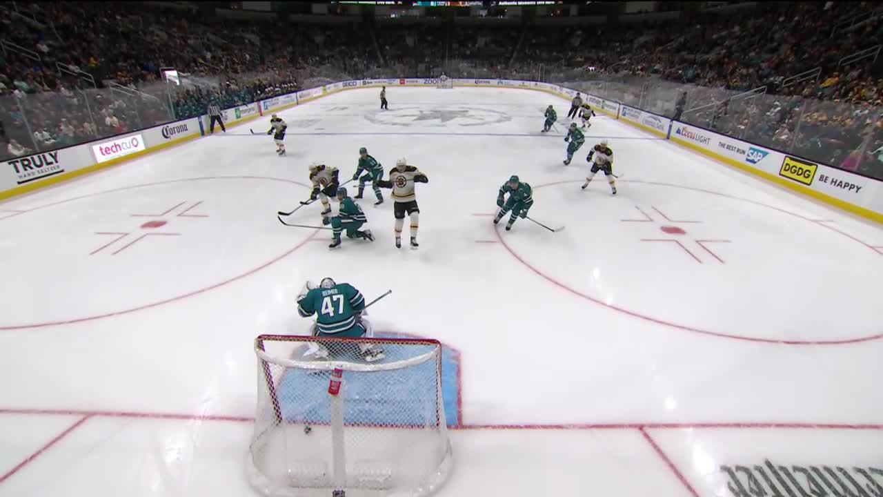 Smith scores goal | Boston Bruins