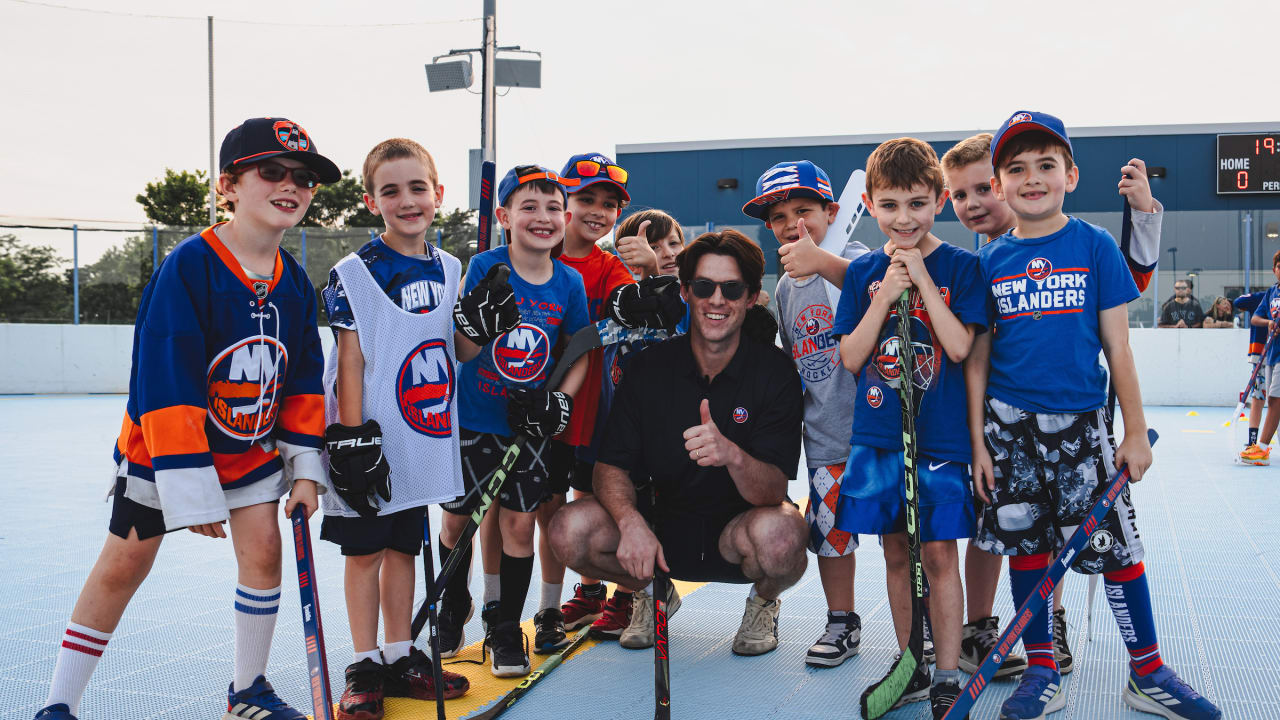 PHOTOS: Thomas Hickey Street Hockey Clinic 2025 | New York Islanders