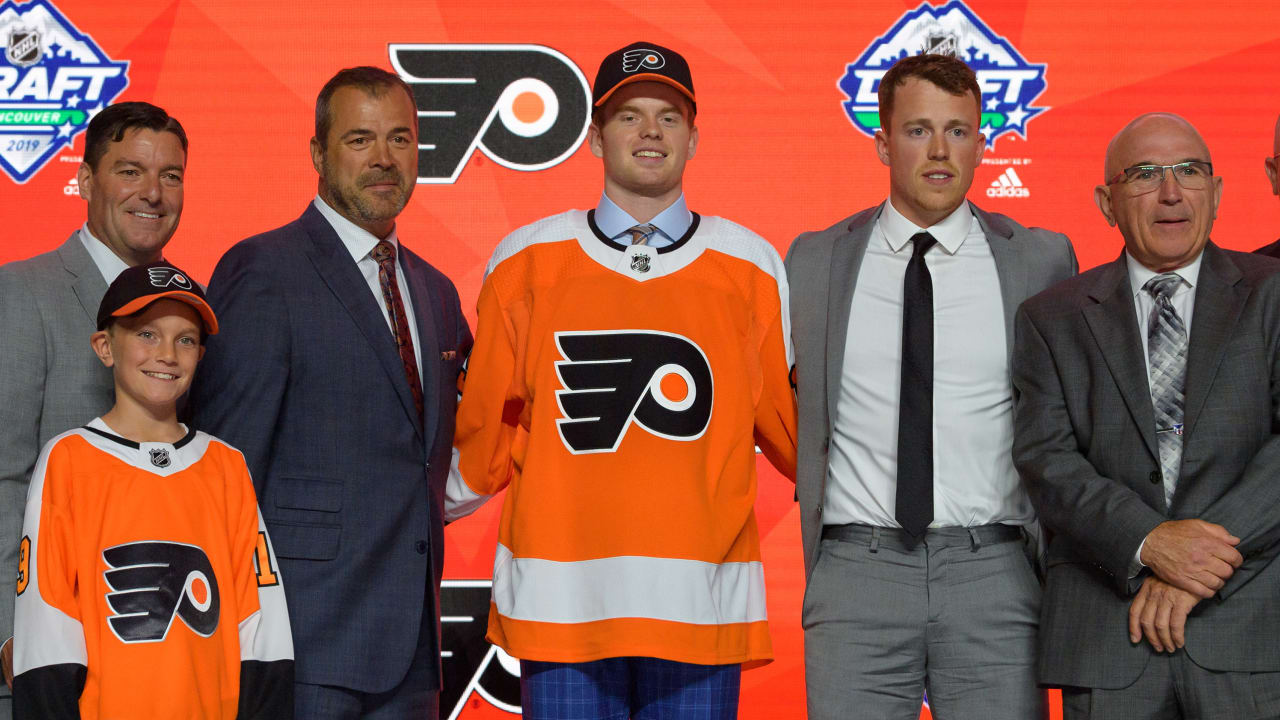 Flyers prospect York named captain of United States for 2021 WJC | NHL.com