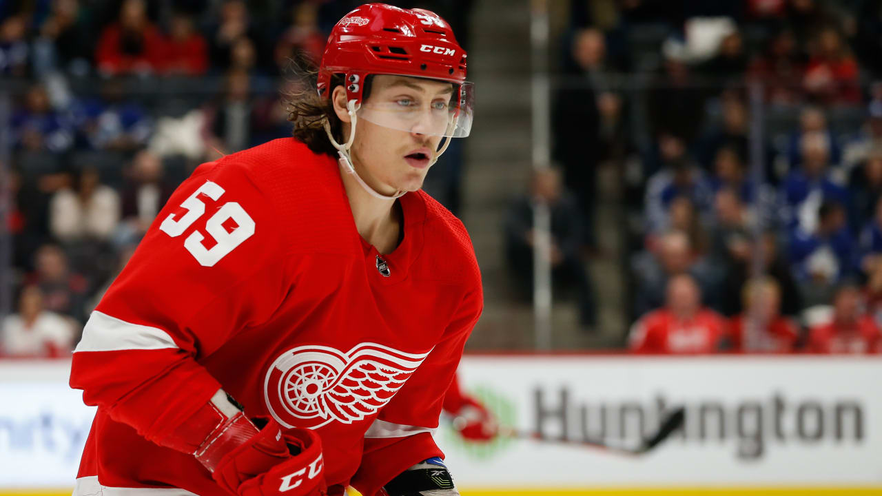 Five Questions with Tyler Bertuzzi | NHL.com