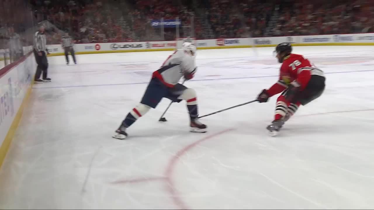 WSH@CHI: Mangiapane scores goal against Arvid Soderblom | Washington ...