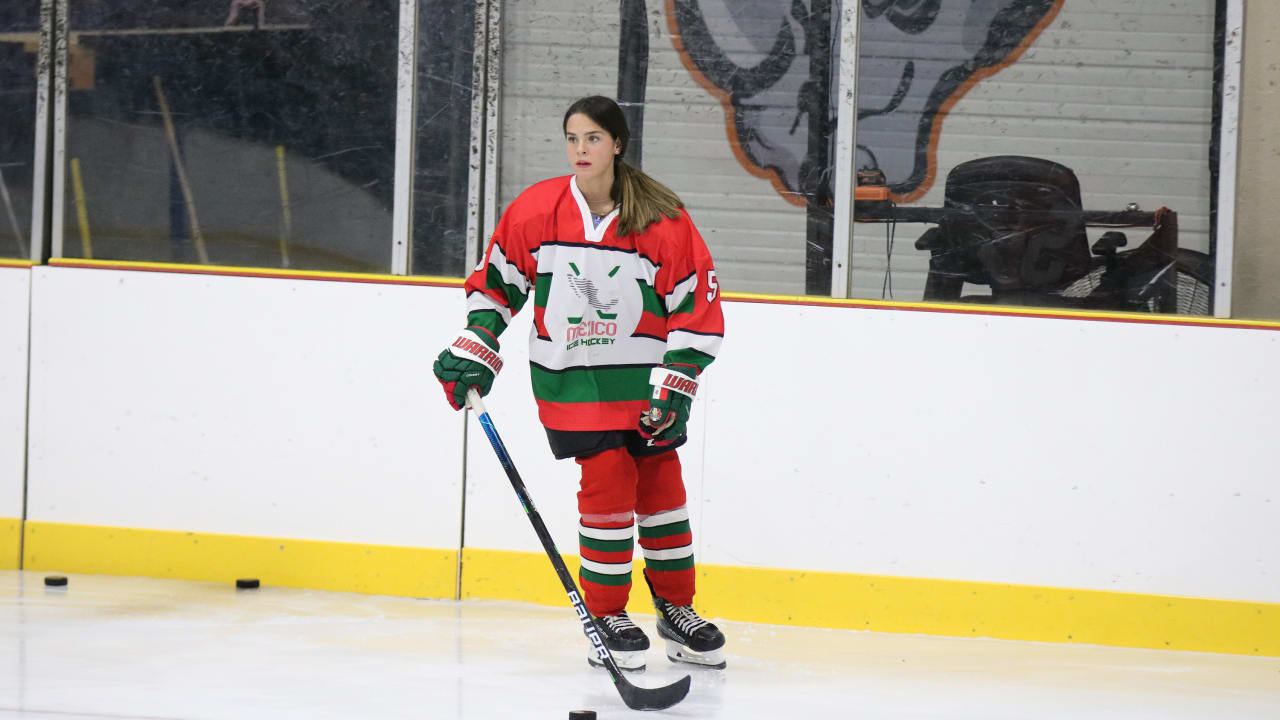 Camryn Heon, una promesa del hockey mexicano femenino | NHL.com/es
