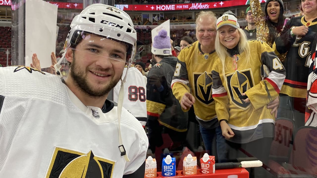 Cotter's parents drive four hours to see son play in Chicago | NHL.com
