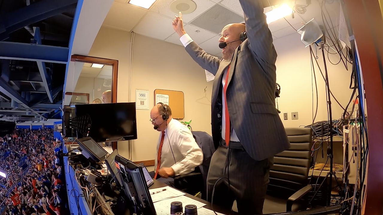 A day in the life of an announcer | NHL.com