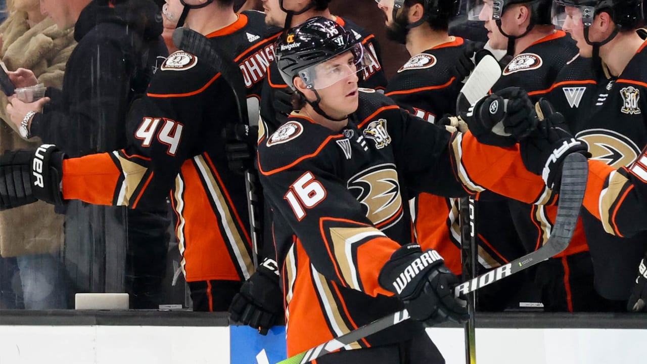 Strome answers back | NHL.com